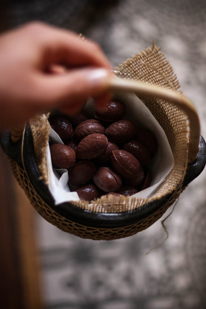 Raw Chocolate Easter Eggs
